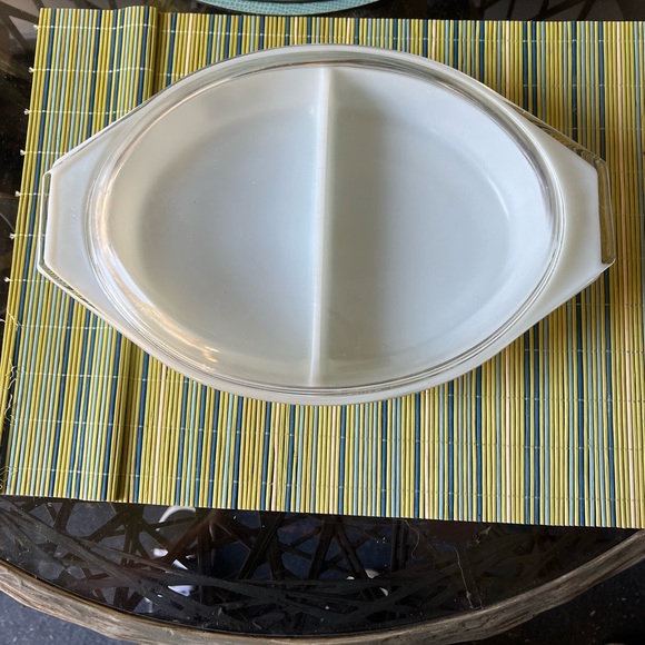 Pyrex | Kitchen | Vintage Pyrex Divided Casserole Dish With Lid | Poshmark